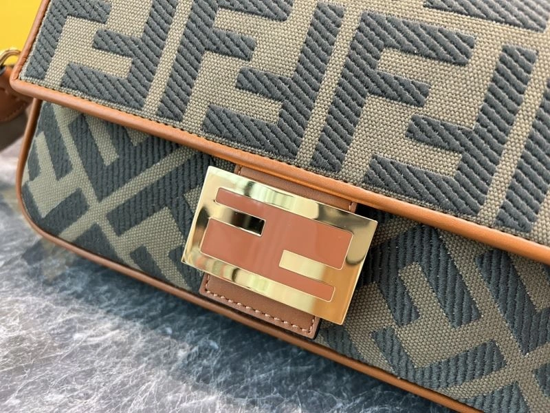 Exact replica Fendi Baguette Bags