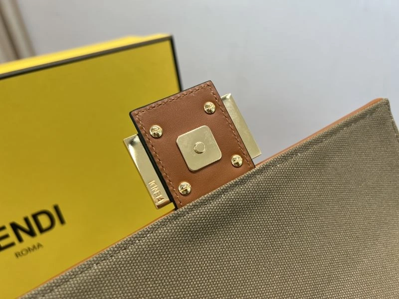 Exact replica Fendi Baguette Bags