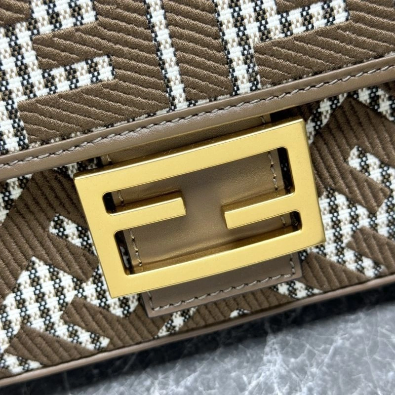 Inexpensive Fendi Baguette Bags
