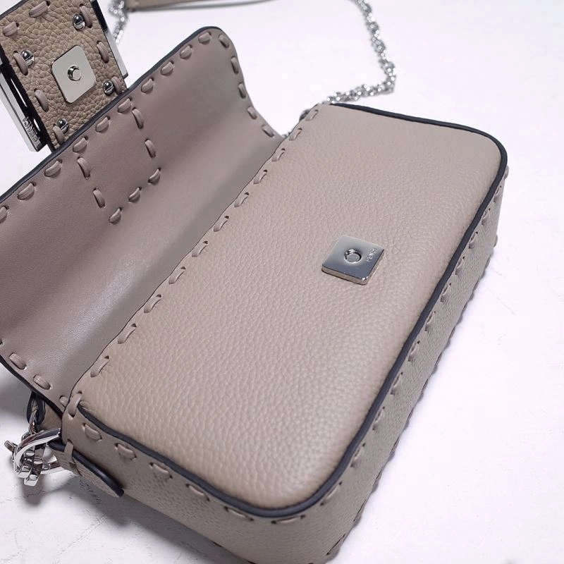 Factory-made Fendi Baguette Bags