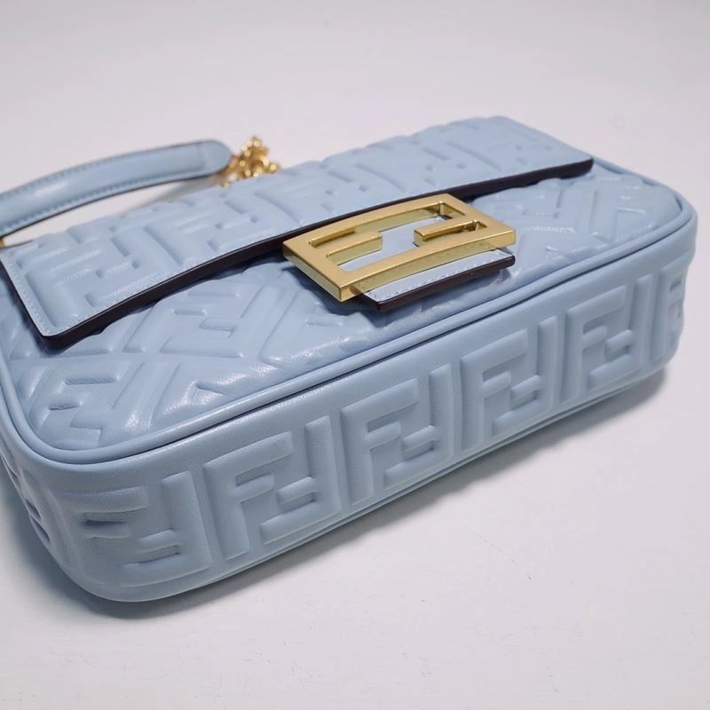 Top match Fendi Baguette Bags