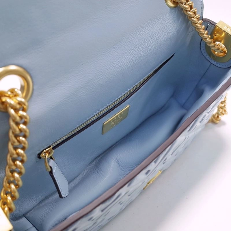 Top match Fendi Baguette Bags