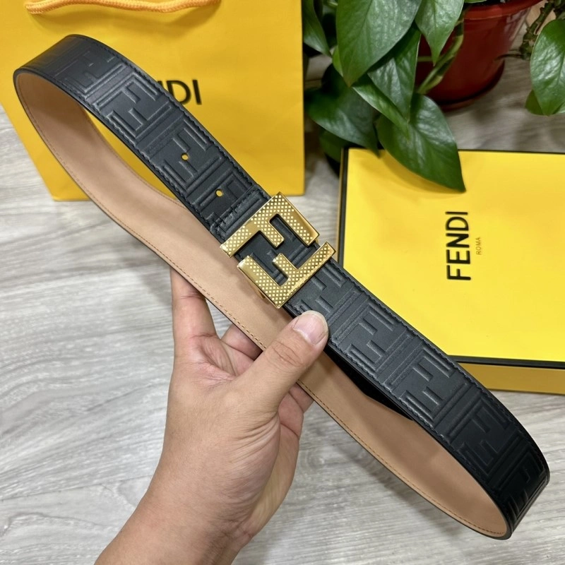 Low-cost Fendi Belts