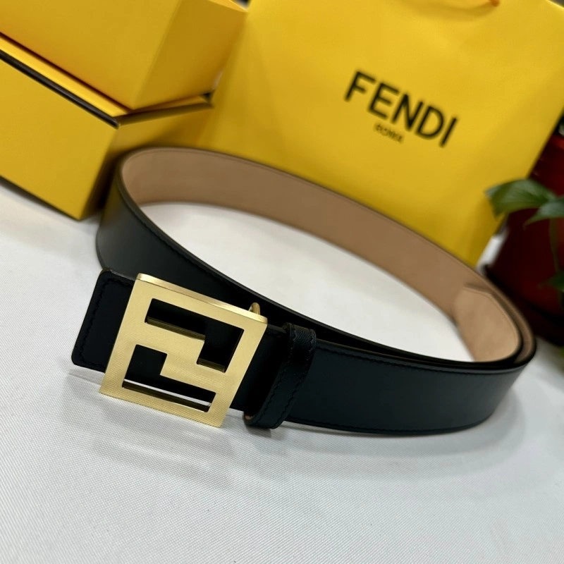 Low-cost Fendi Belts