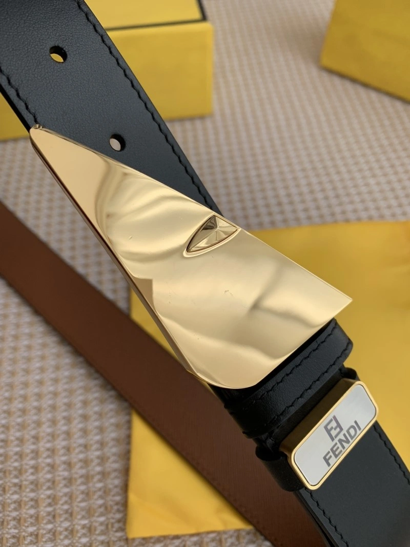 Top mirror Fendi Belts