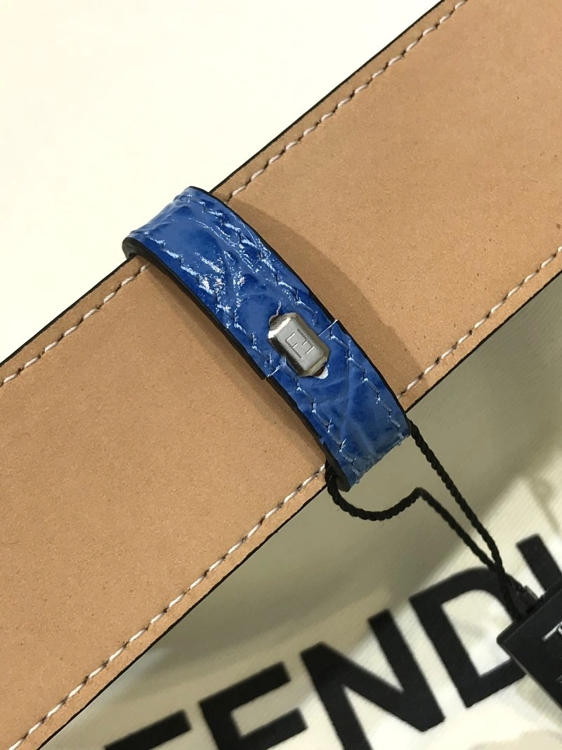Top mirror Fendi Belts