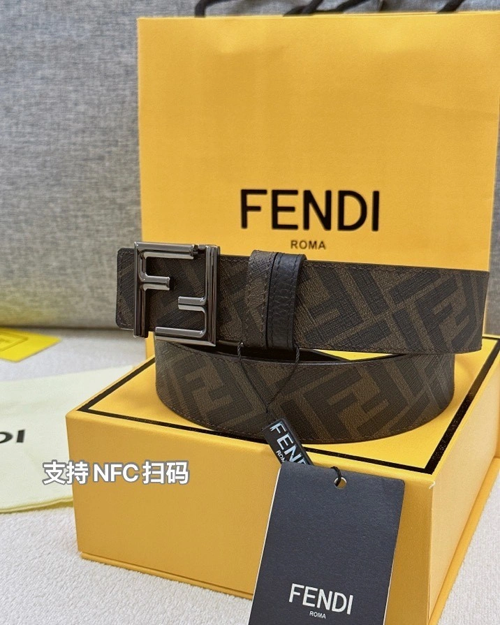Low-cost Fendi Belts
