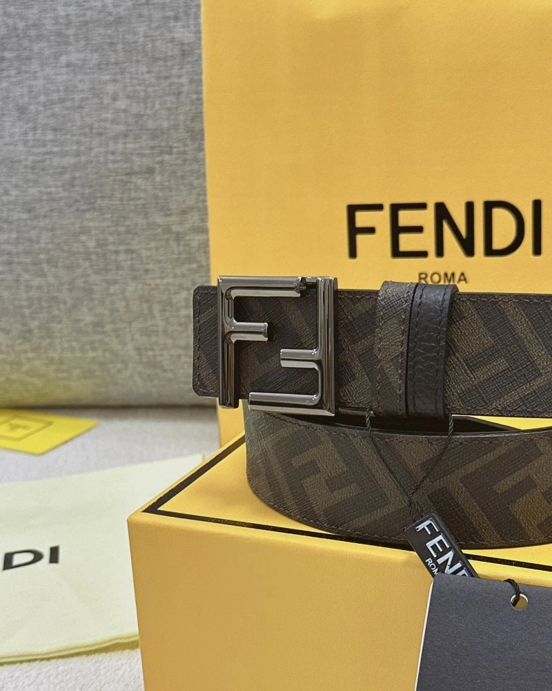 Low-cost Fendi Belts