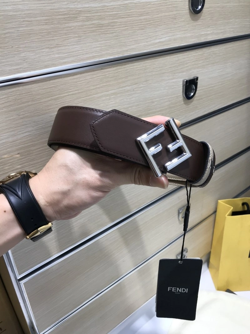 Low-cost Fendi Belts