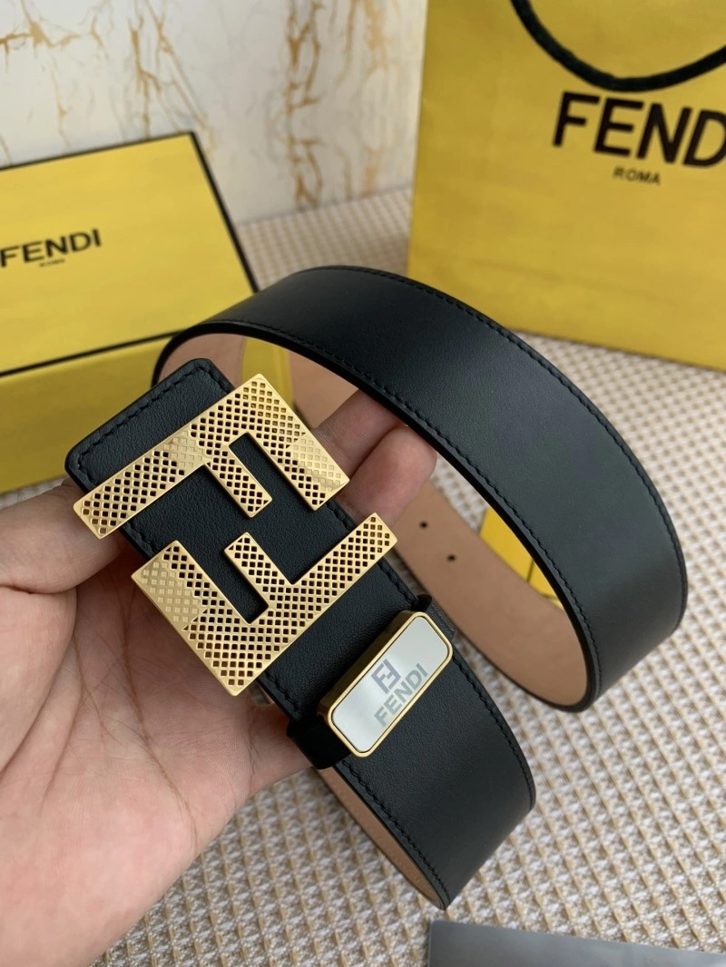 Low-cost Fendi Belts