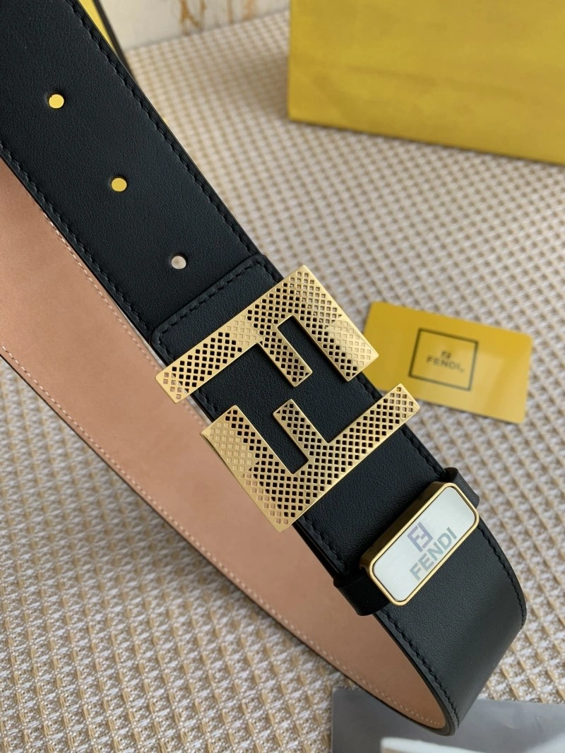 Low-cost Fendi Belts
