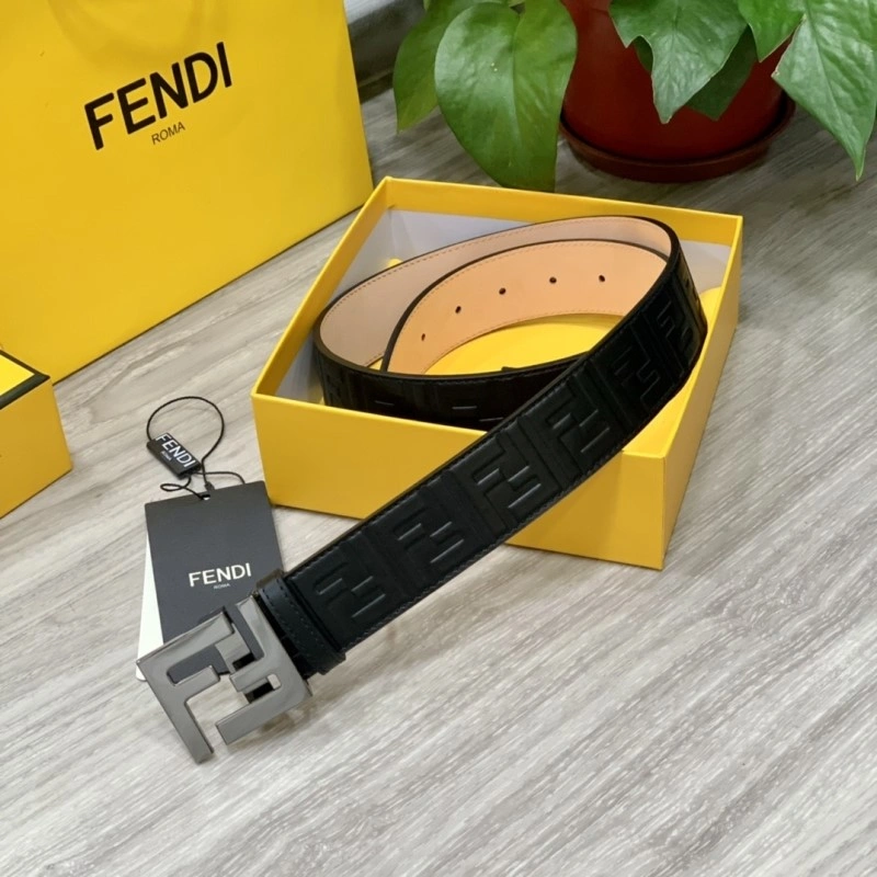Low-cost Fendi Belts