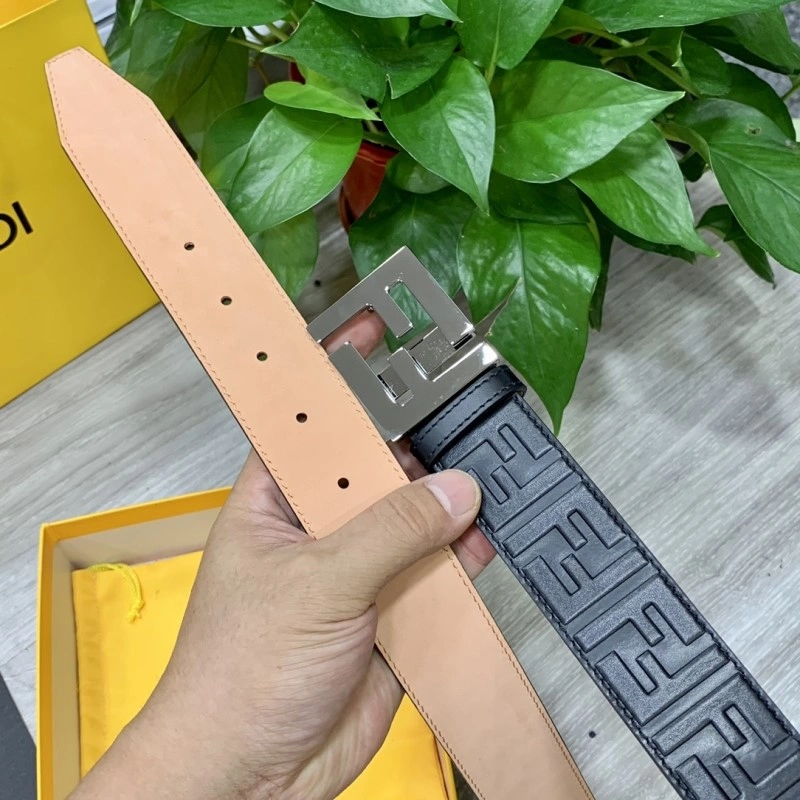 Low-cost Fendi Belts