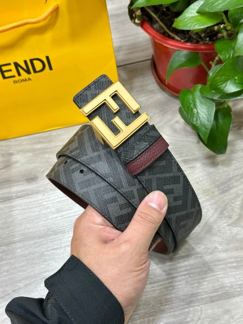Top mirror Fendi Belts