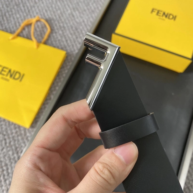 Low-cost Fendi Belts