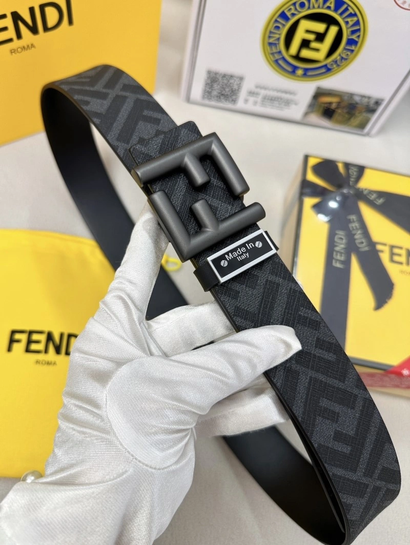 Low-cost Fendi Belts