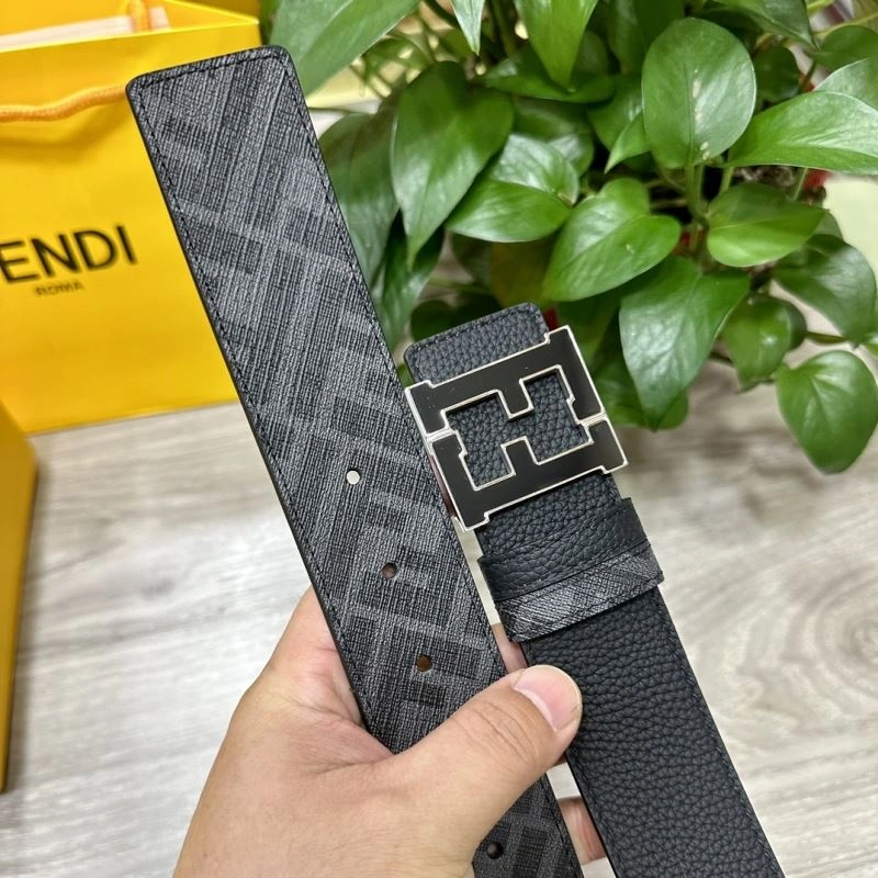 Top mirror Fendi Belts