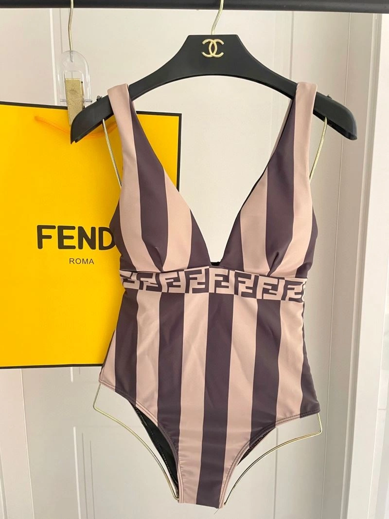 Top match Fendi Bikins