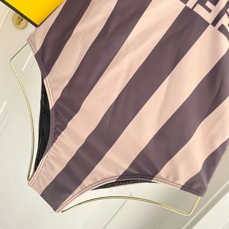 Top match Fendi Bikins
