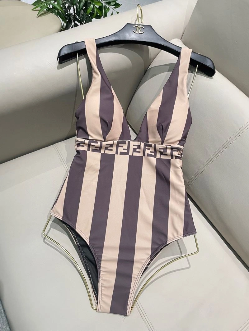 Top match Fendi Bikins