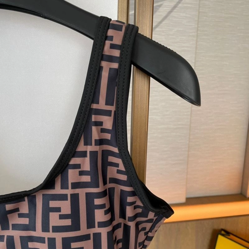 Top match Fendi Bikins