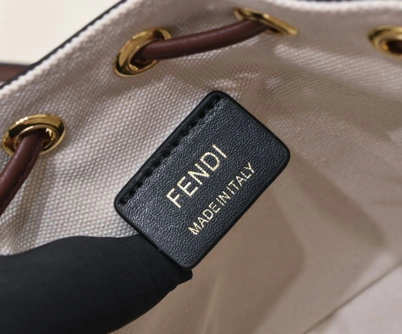 Accurate model Fendi Bucket Bags