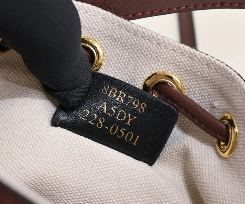 Accurate model Fendi Bucket Bags