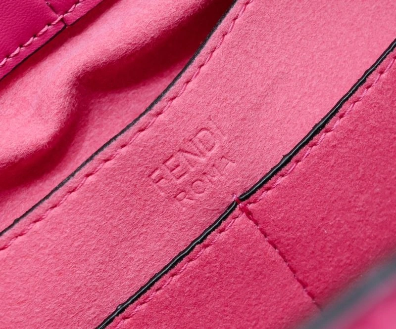 Top match Fendi Bucket Bags
