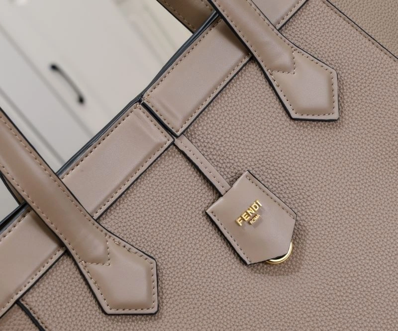 Inexpensive Fendi Bucket Bags