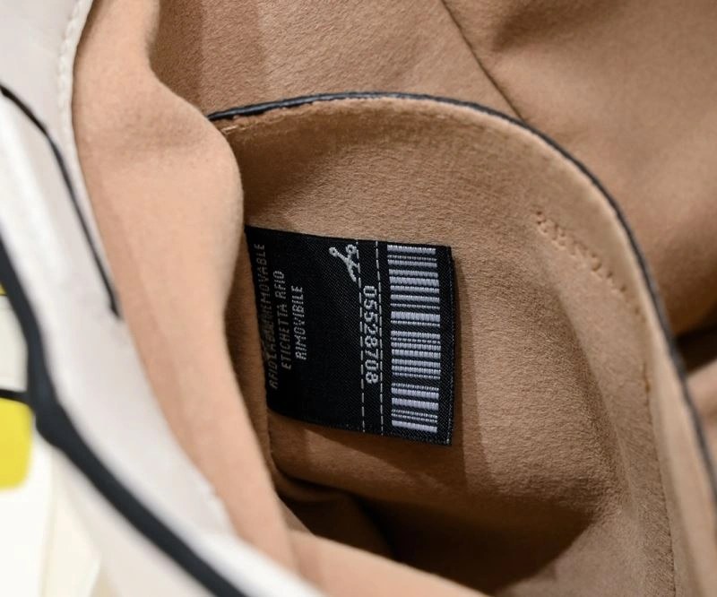 Inexpensive Fendi Bucket Bags