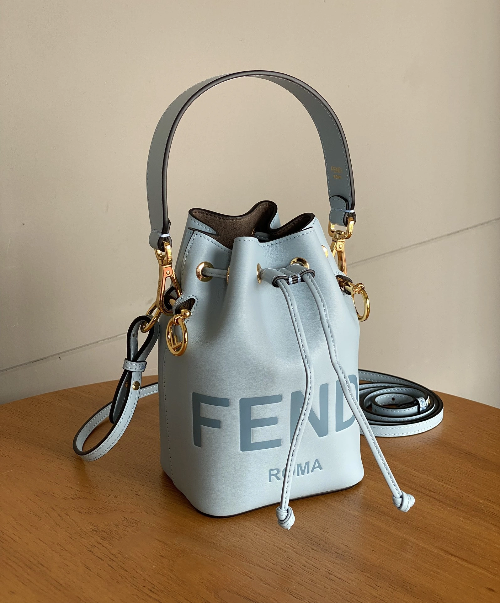 Economical Fendi Bucket Bags
