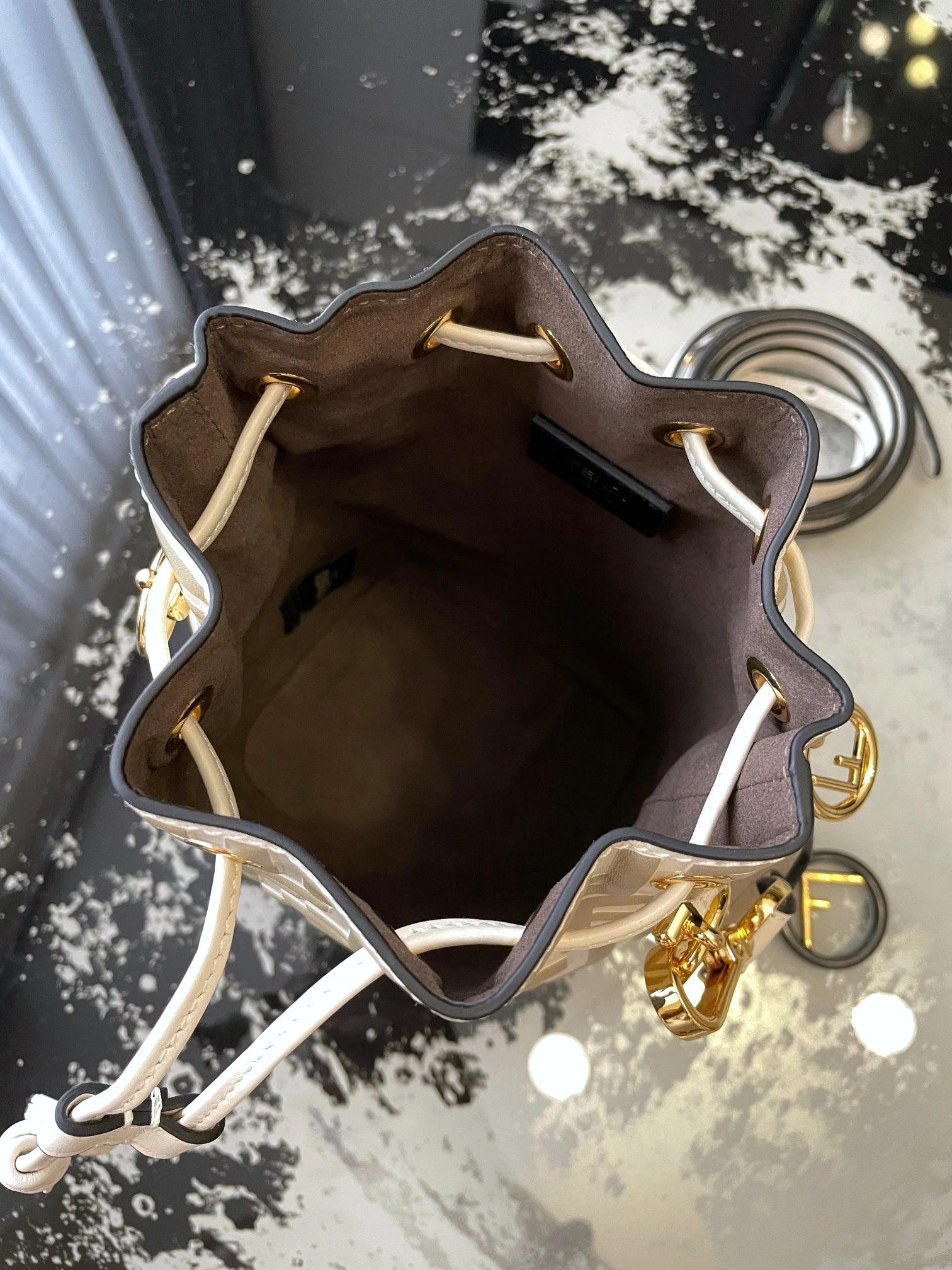 Low-cost Fendi Bucket Bags