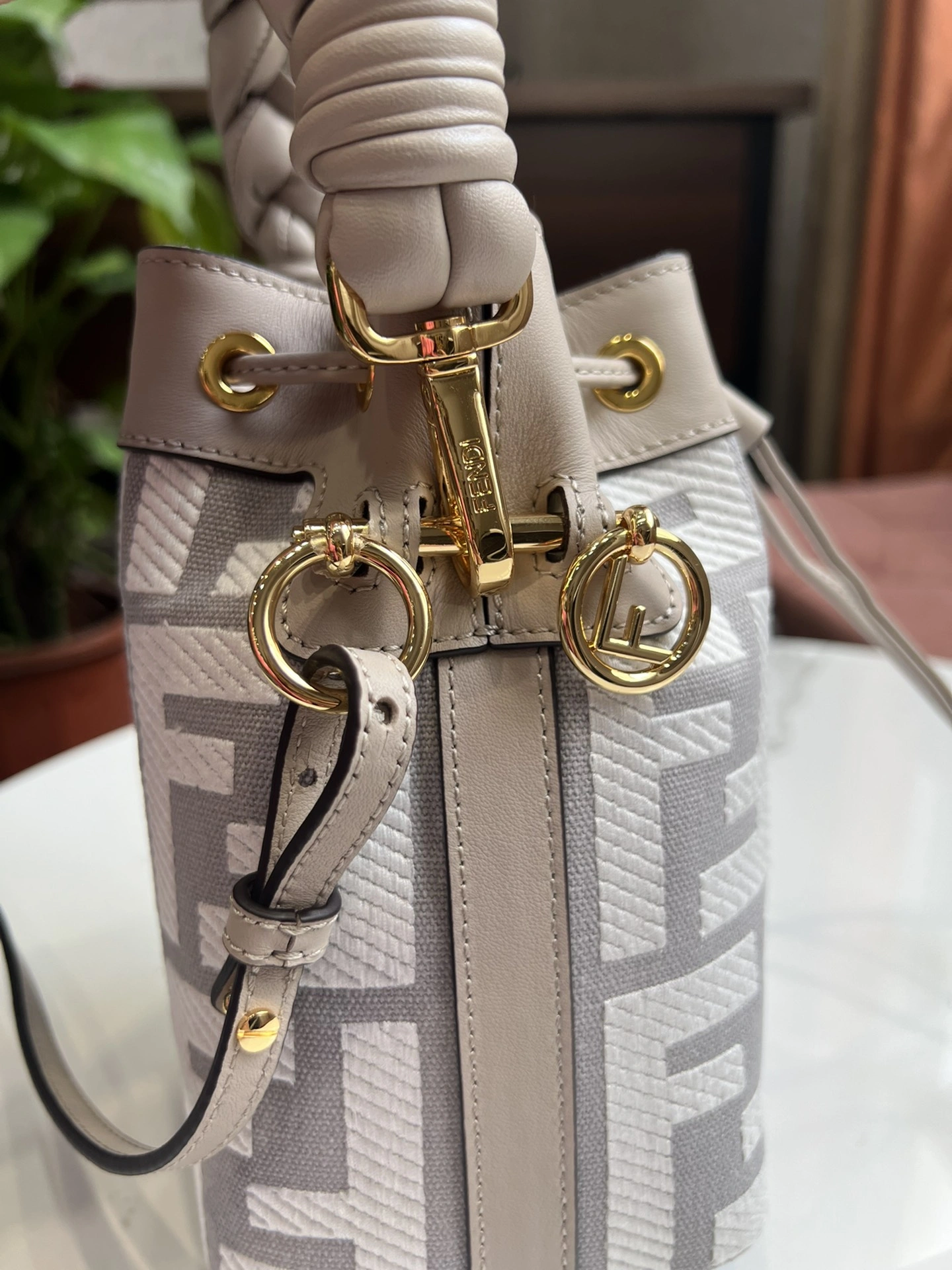1:1 copy Fendi Bucket Bags