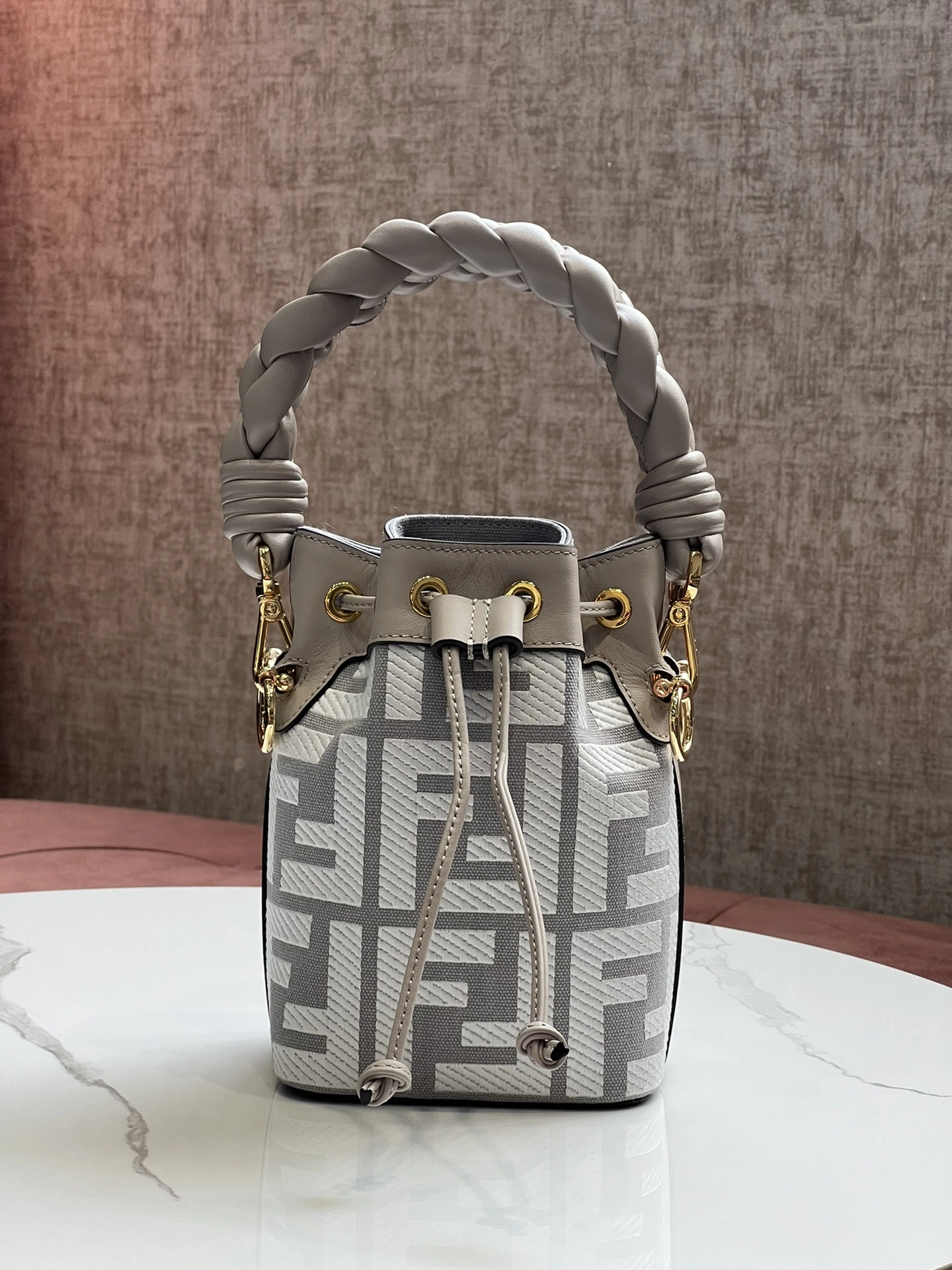 1:1 copy Fendi Bucket Bags