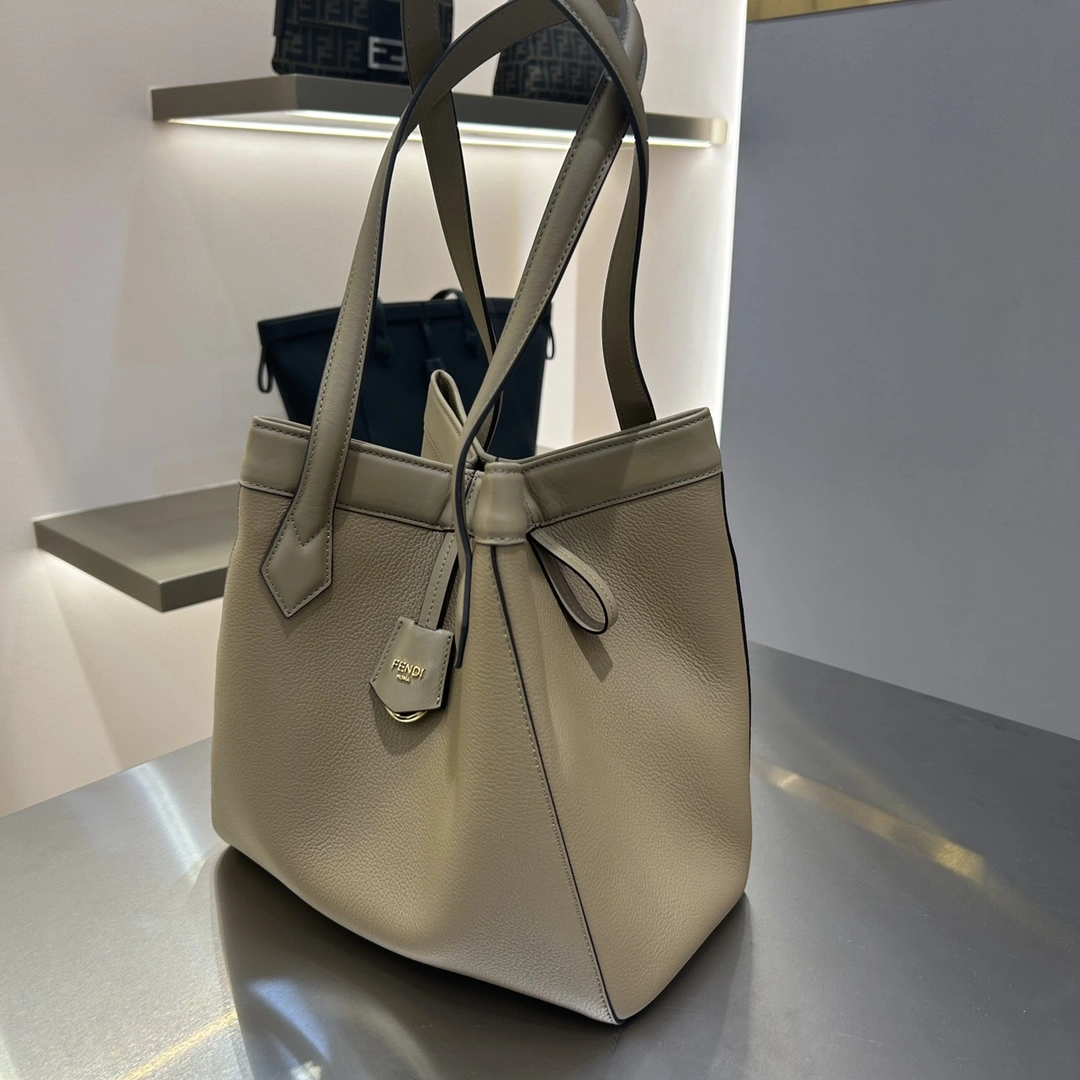 1:1 copy Fendi Bucket Bags