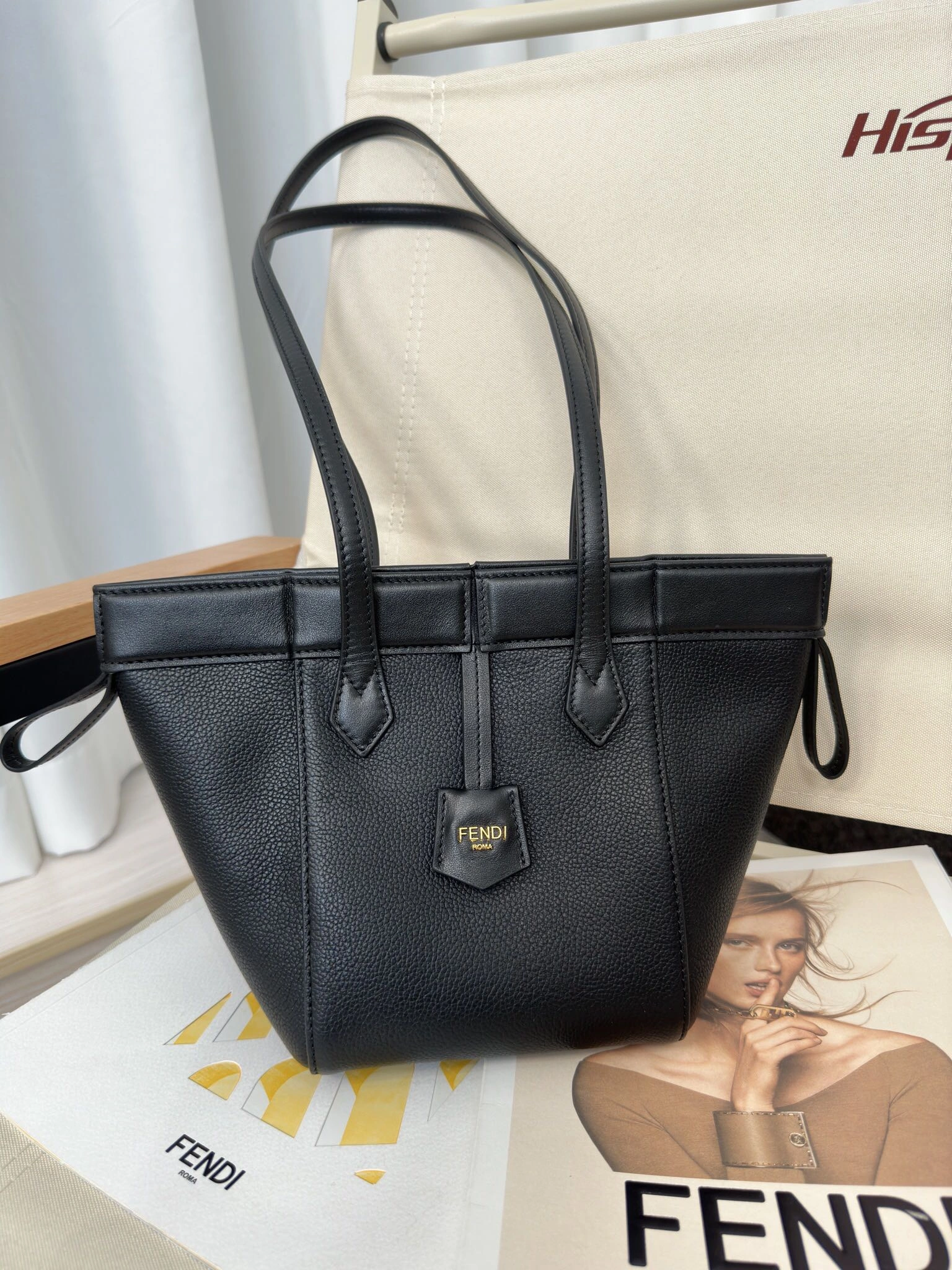 Top match Fendi Bucket Bags