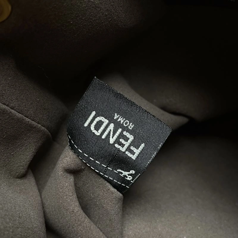 Bargain Fendi Bucket Bags