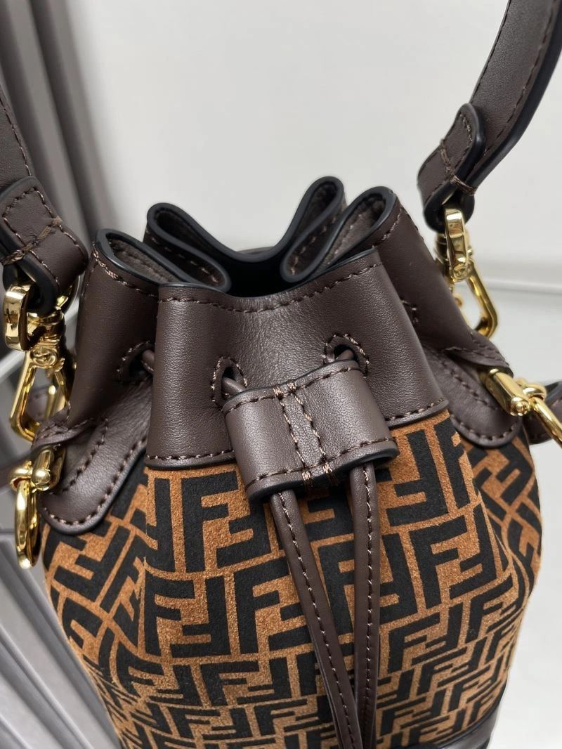 Top mirror Fendi Bucket Bags