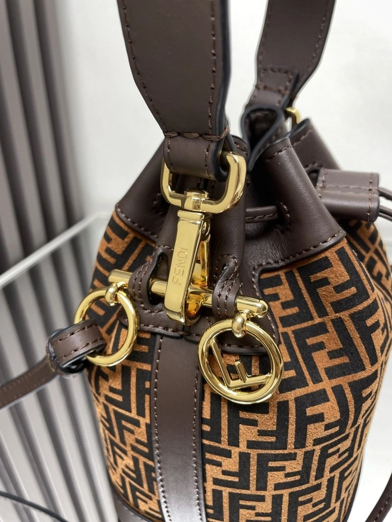 Top mirror Fendi Bucket Bags