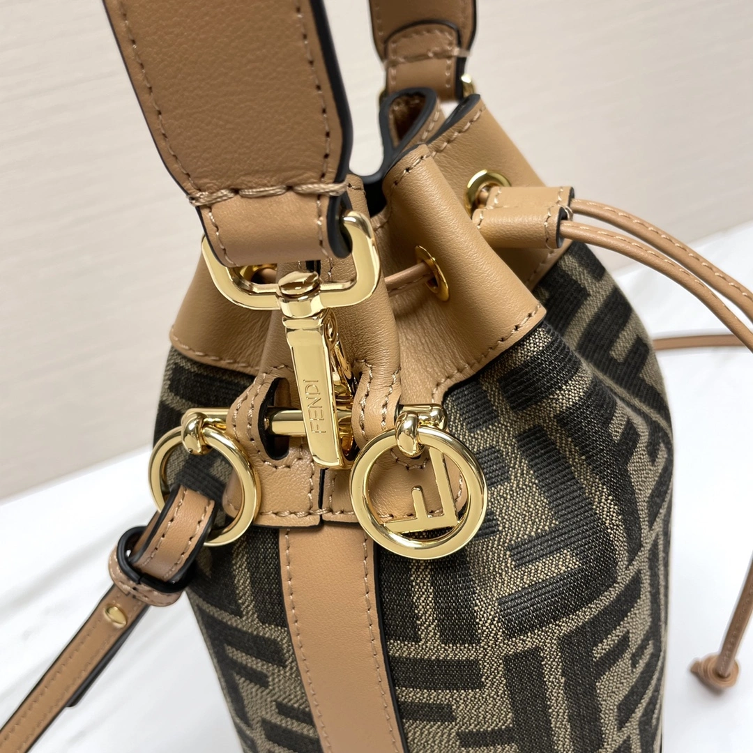 1:1 copy Fendi Bucket Bags