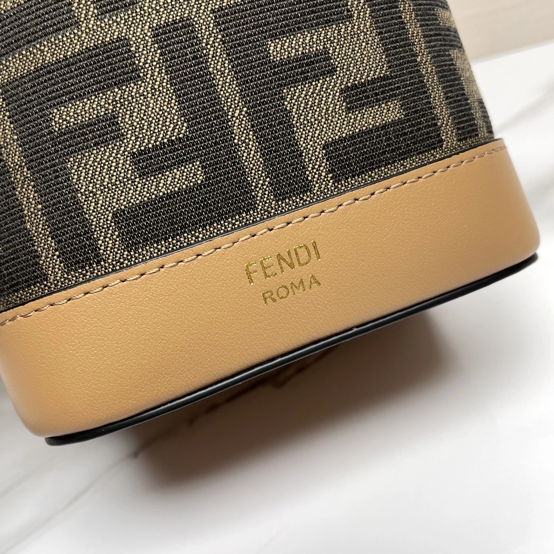 1:1 copy Fendi Bucket Bags