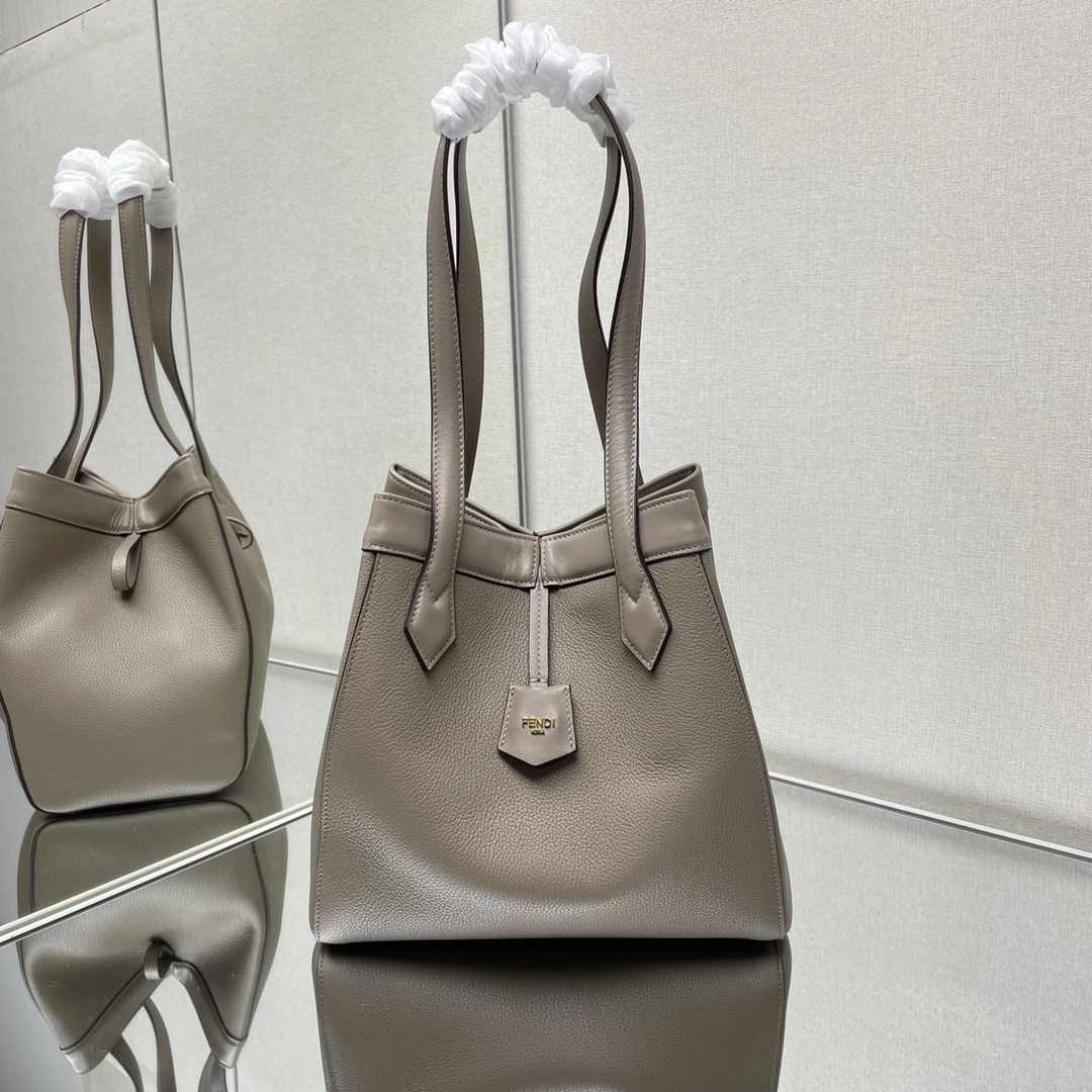 Reasonably priced Fendi Bucket Bags