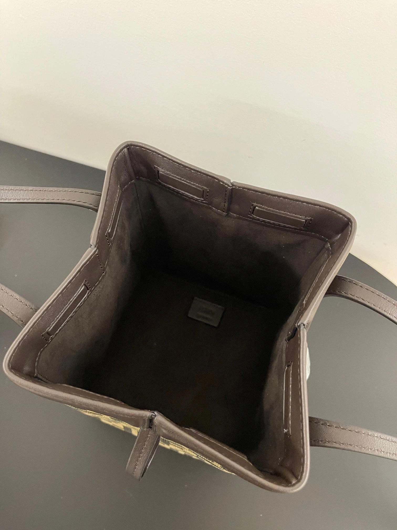 Accurate model Fendi Bucket Bags