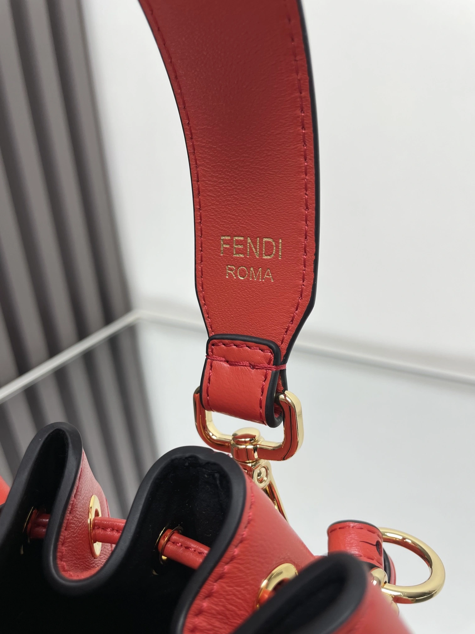 High accuracy Fendi Bucket Bags