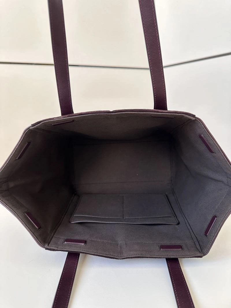 Reasonably priced Fendi Bucket Bags