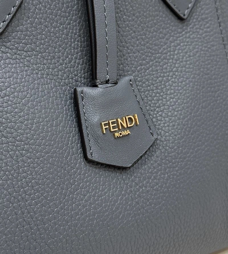 Top mirror Fendi Bucket Bags
