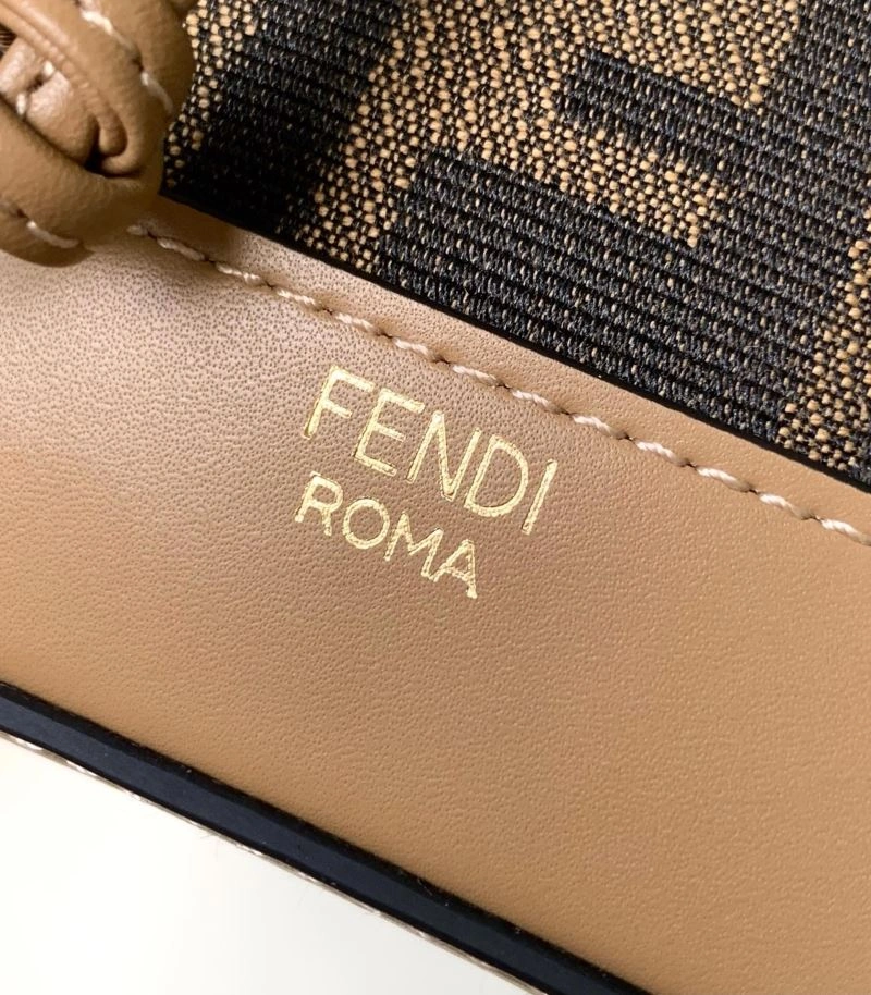 Top match Fendi Bucket Bags