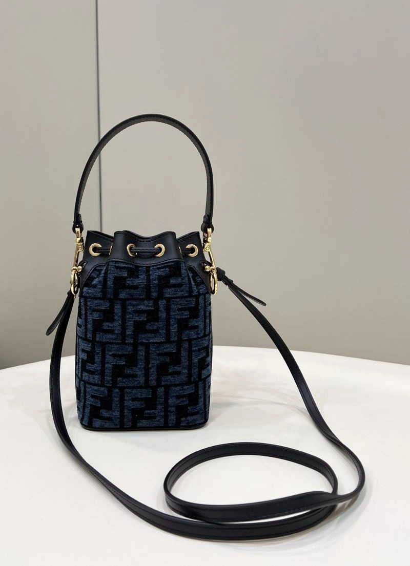 Accurate model Fendi Bucket Bags