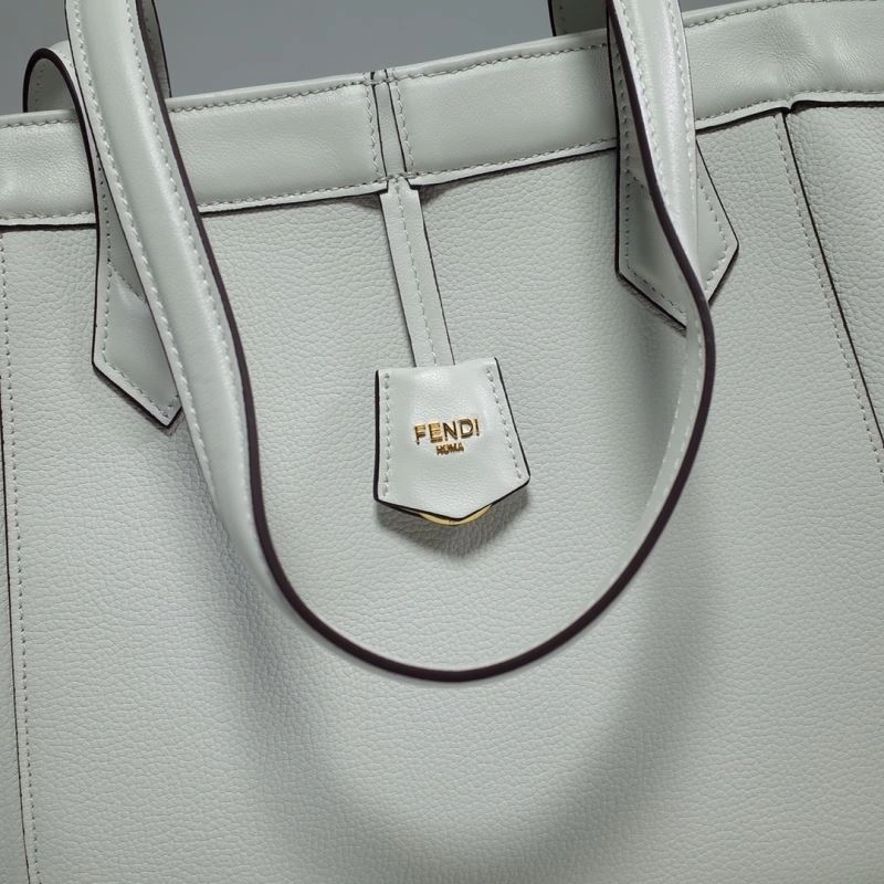Accurate model Fendi Bucket Bags