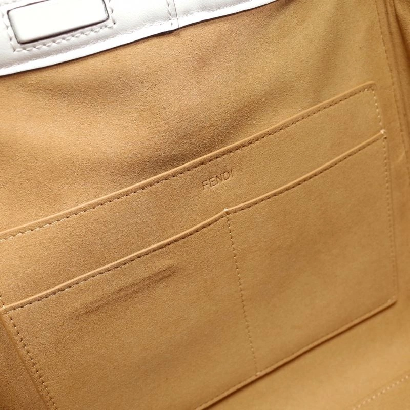 Accurate model Fendi Bucket Bags
